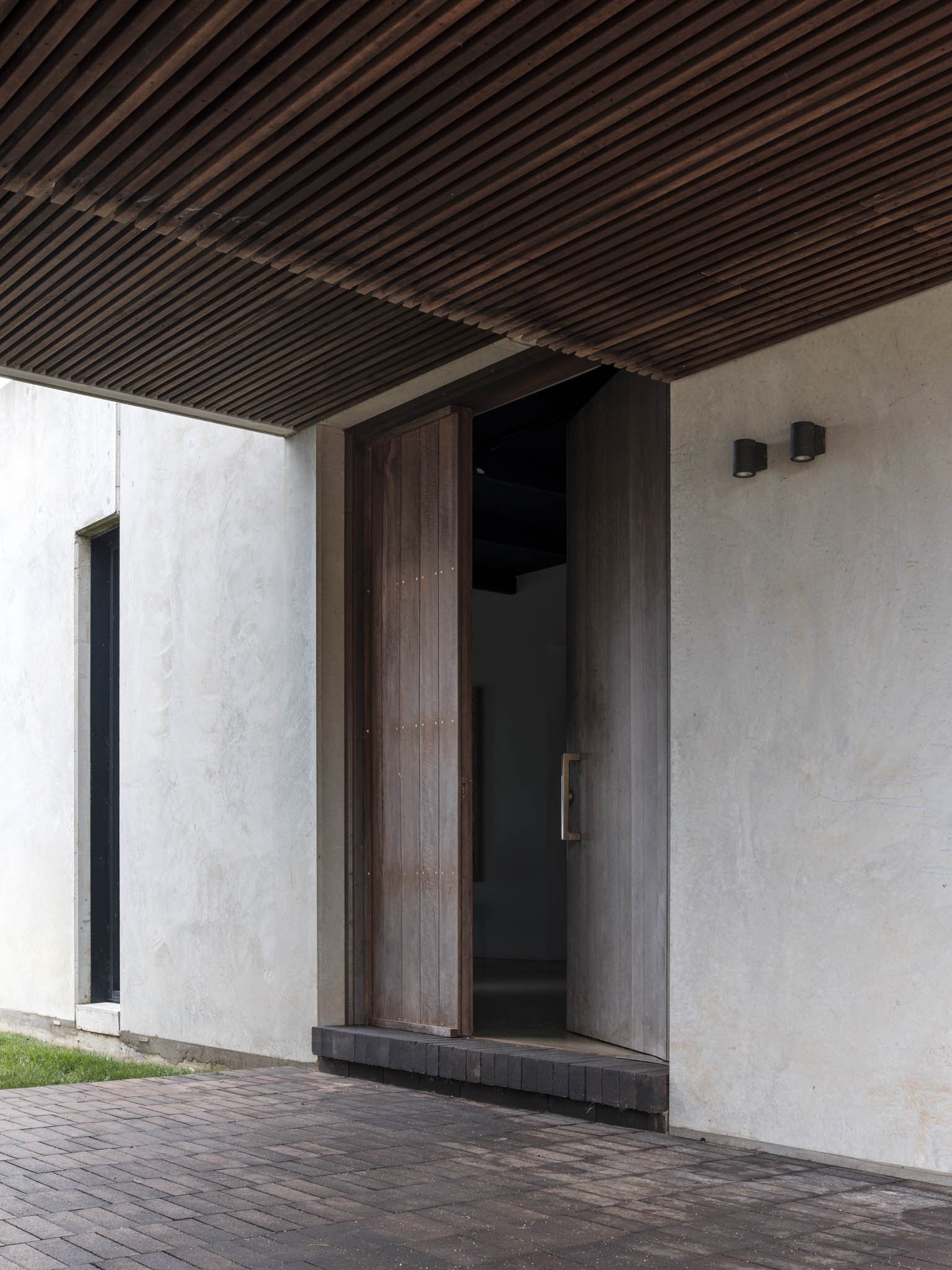 Highlands House: Nowoczesna Stodoła z Dużymi Przeszkleniami i ...